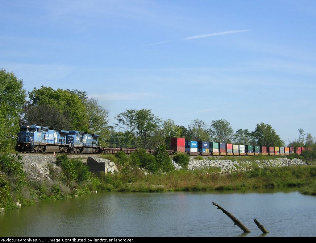 NS 8429 On NS 282 Westbound